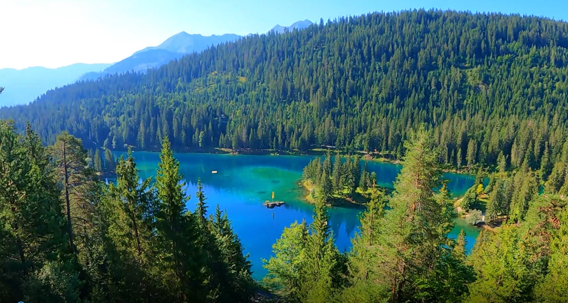 Caumasee – the most beautiful mountain lake in Switzerland ...